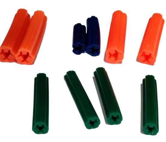 EXTRUDED PLASTIC ANCHOR